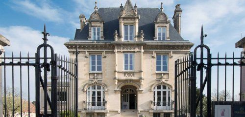 10 Best Champagne Houses & Wineries to Visit ️ 2024